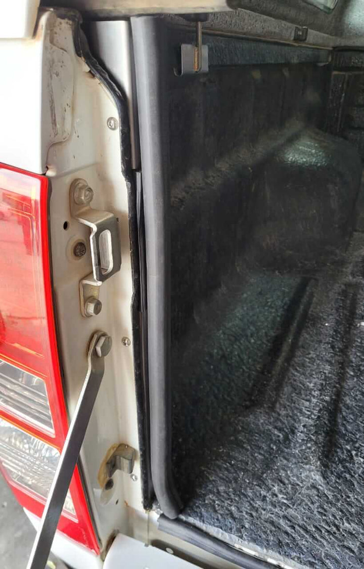 Tailgate Dust Sealing Kits – SA Tonneau Covers Head Office